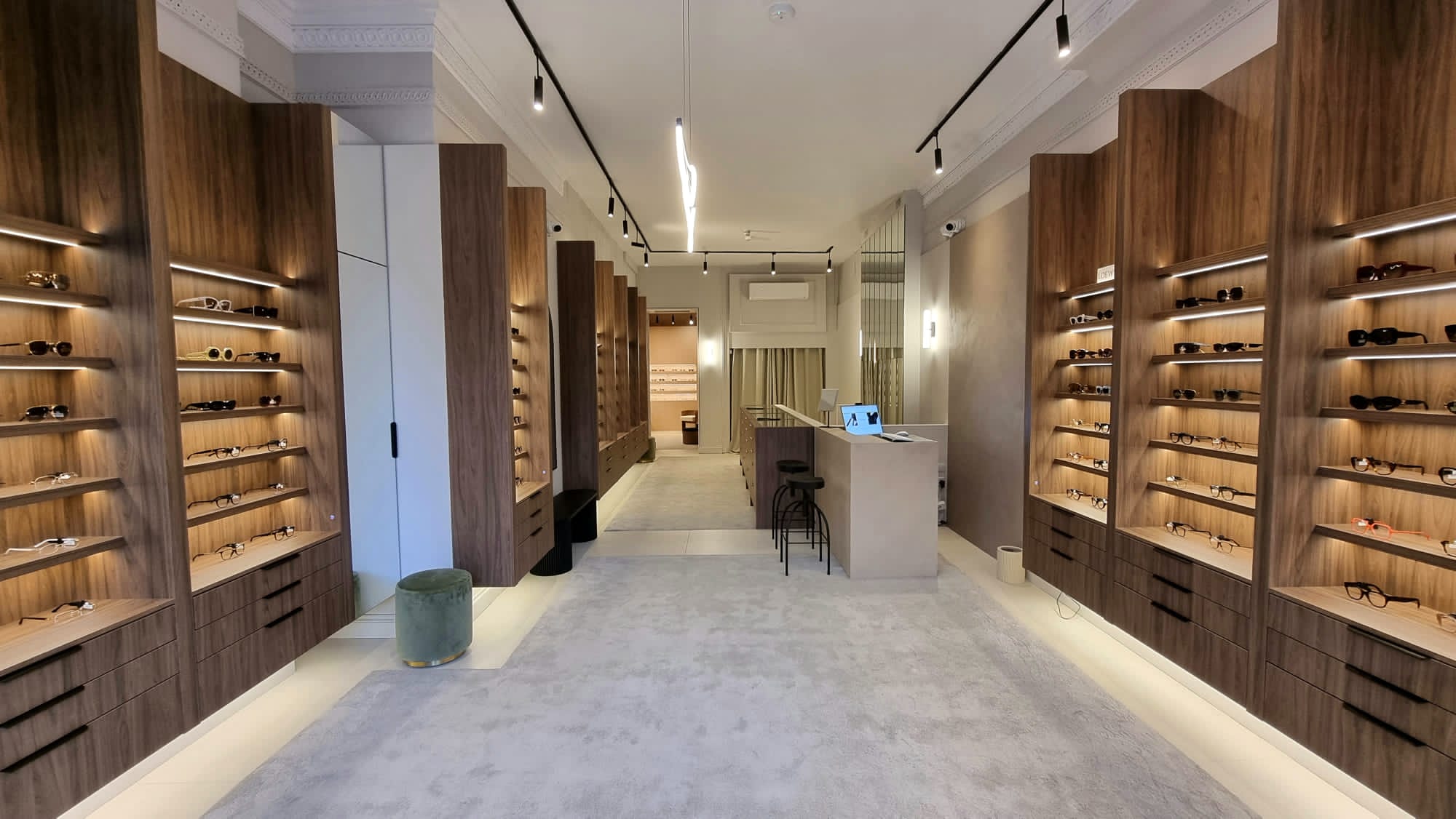 Book an Eye Exam in Knightsbridge Today | Maverick & Wolf